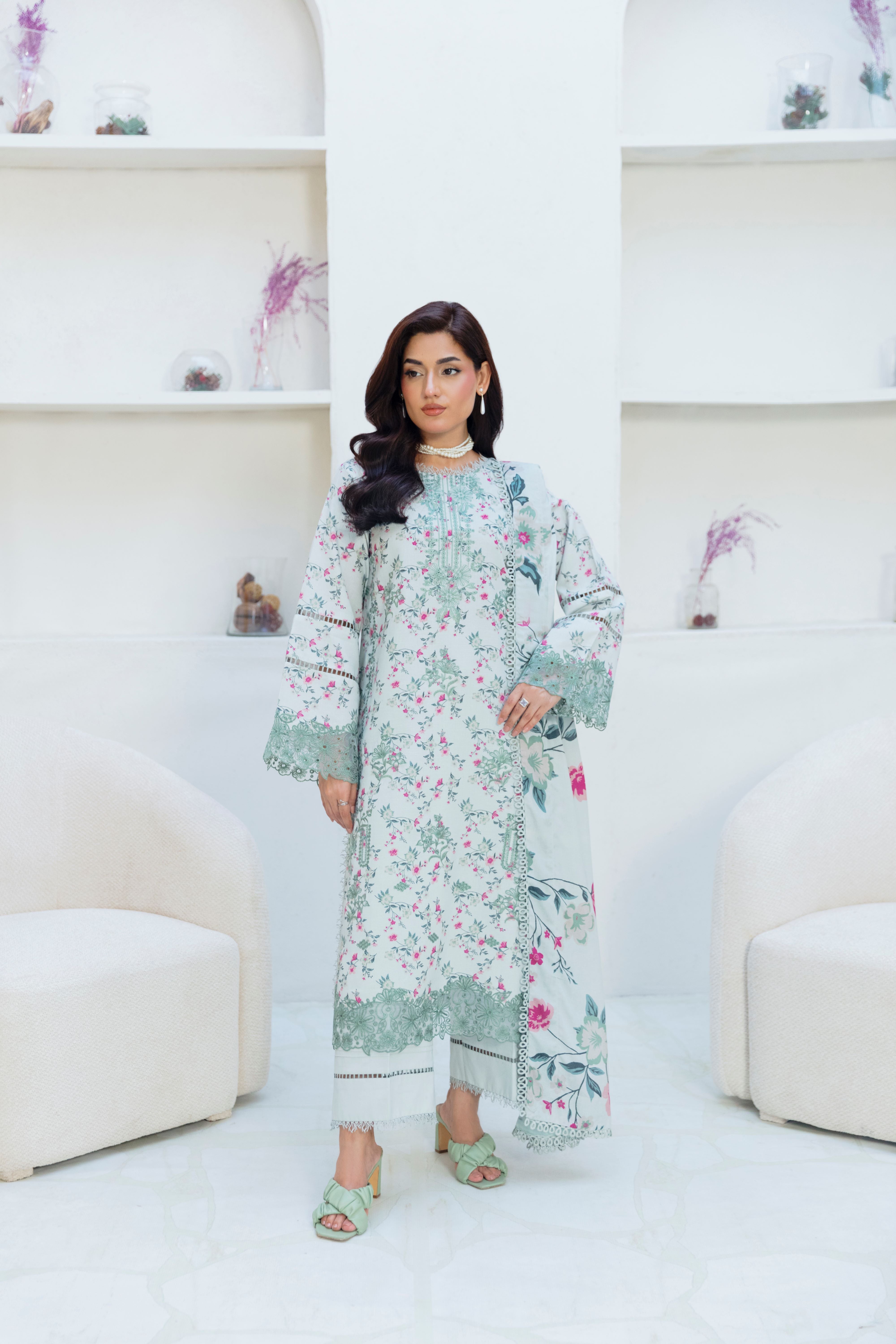 RC-06 – Rameen Official | Luxury Woman Clothing