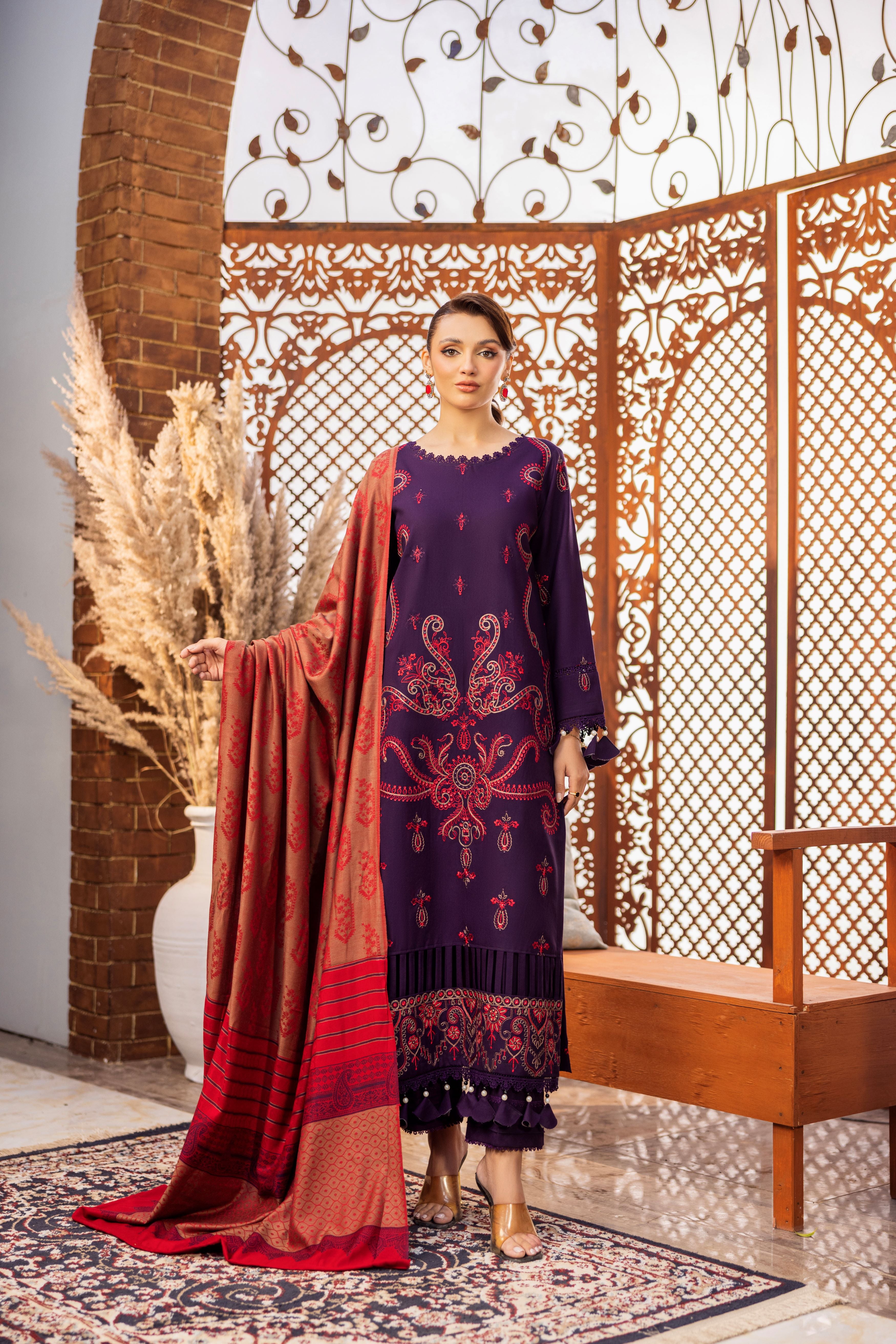 Rameen Official | Luxury Woman Clothing